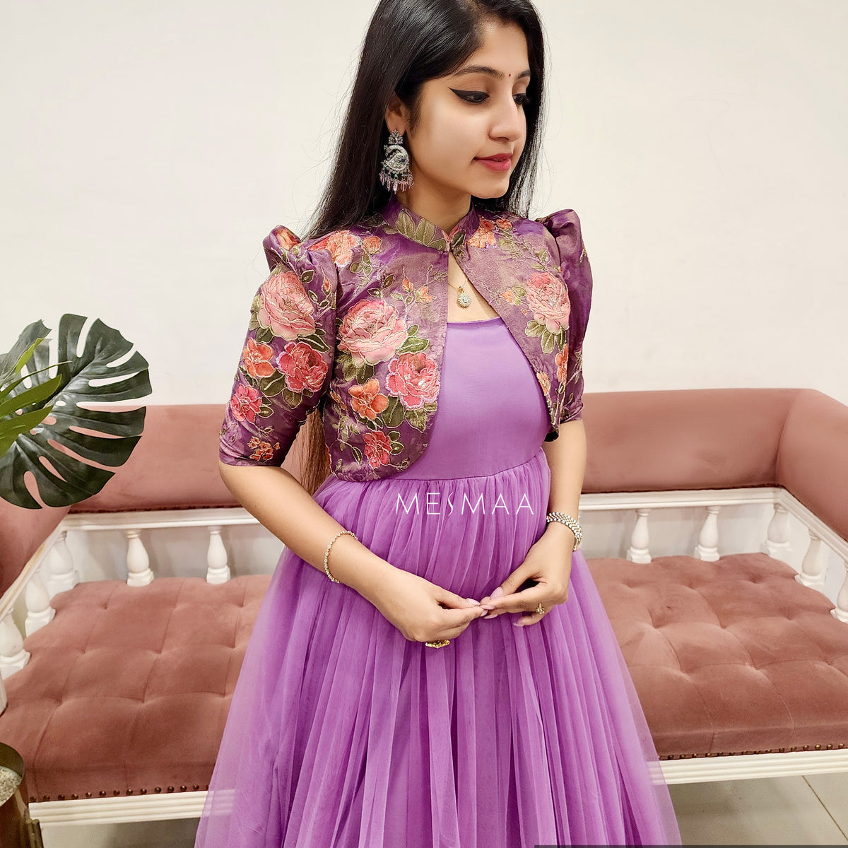 Lavender flared gown. – Mesmaa